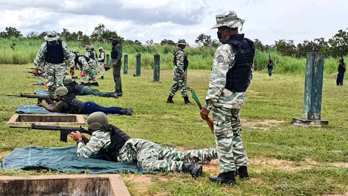 Milicianos de la REDI Guayana recibieron entrenamiento para la defensa ...