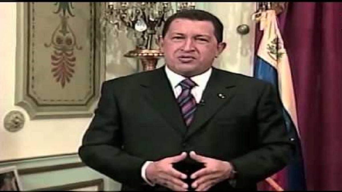 2004: Con el poema Florentino y El Diablo, Chávez llama a la segunda ...