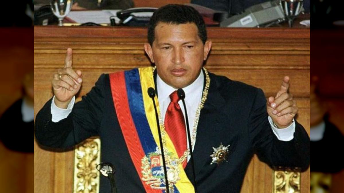 2000: El Comandante Hugo Chávez se juramentó ante la Constitución ...