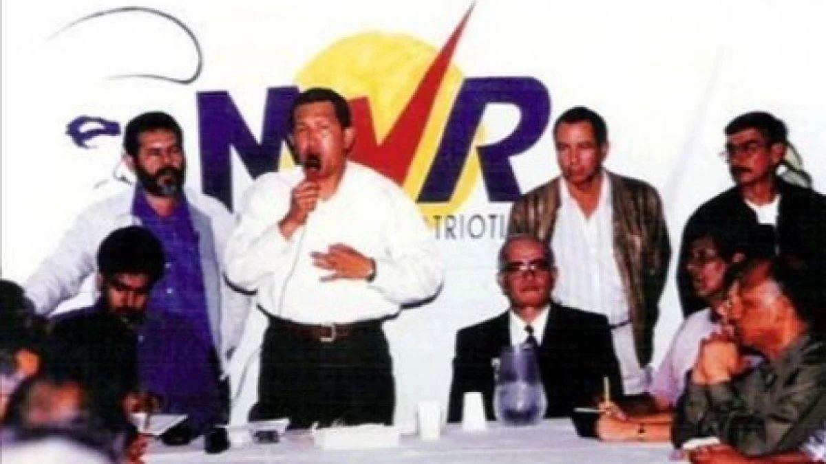 Hace 26 años se creó el MVR: Partido revolucionario que abrió la ...