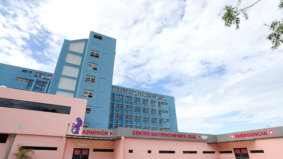 Jefe de Estado inaugura área de maternidad del Complejo Hospitalario Dr ...
