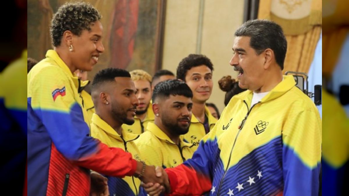 President Maduro championed the delegation of Venezuelan athletes that ...