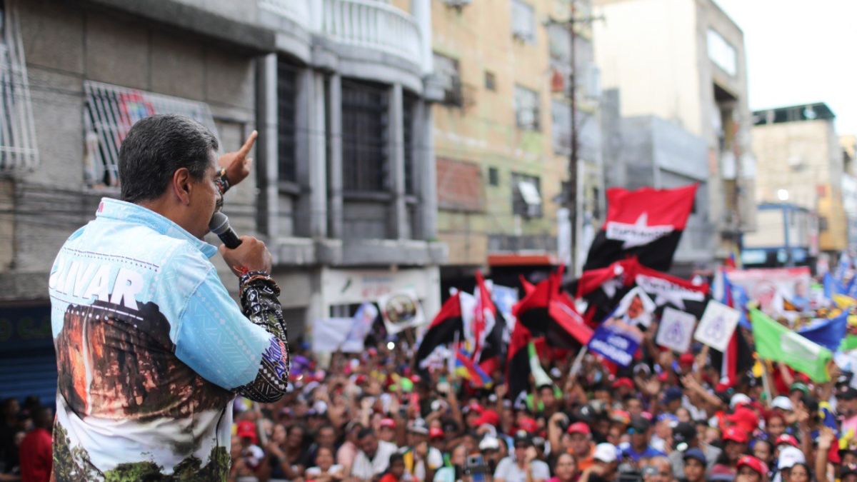 BOLÍVAR - CARONÍ/ Candidato Maduro: El 1x10 es el camino de la paz ...