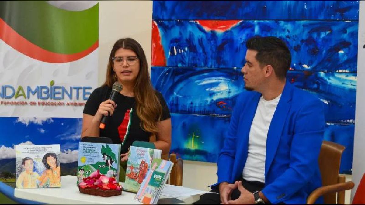Rosinés Chávez presentó cuatro nuevos cuentos infantiles de la ...