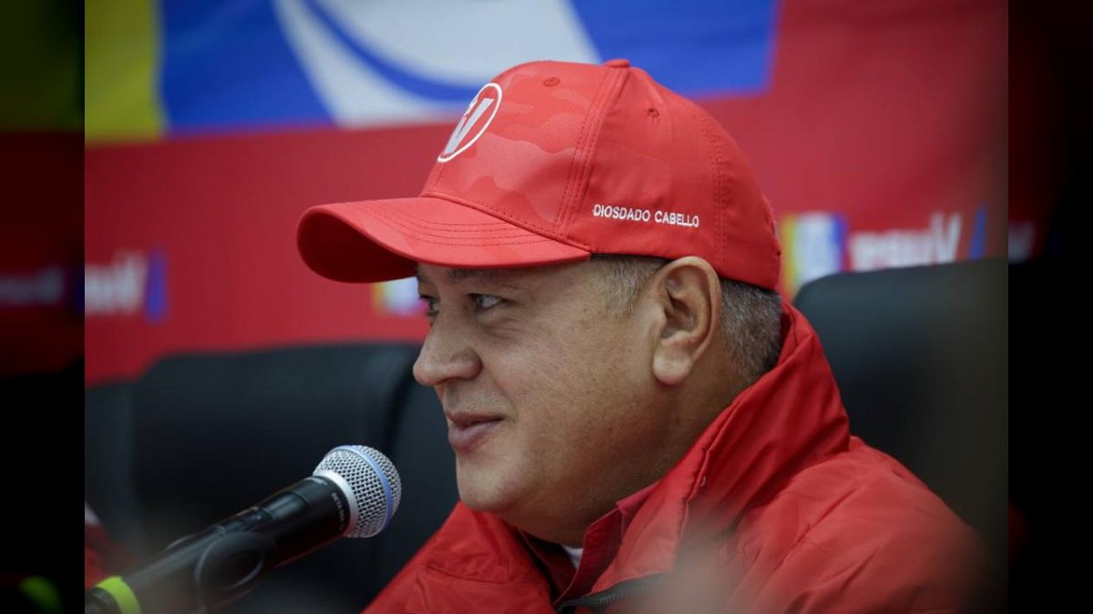 Diosdado Cabello: Ver a los compañeros del MBR-200 es como ver a Chávez