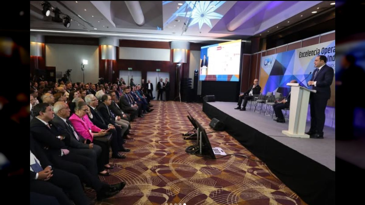 Ministro Héctor Obregón: PDVSA estima exportar gas natural en el 2027