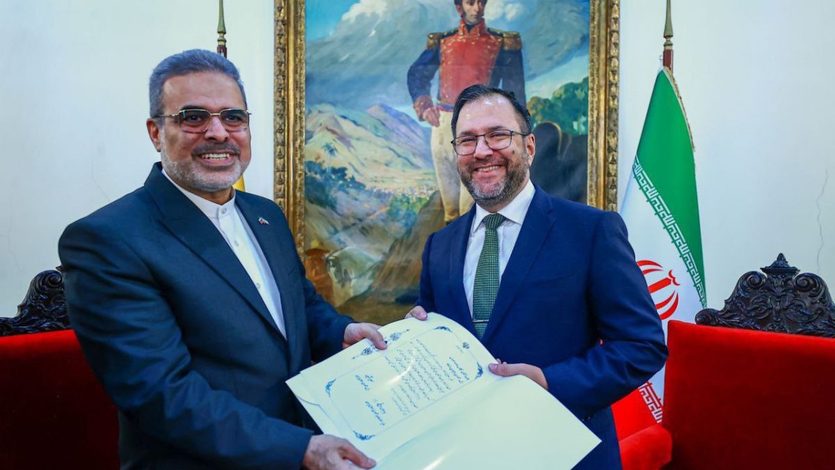 Canciller Gil recibió al nuevo embajador de Irán Ali Chegini
